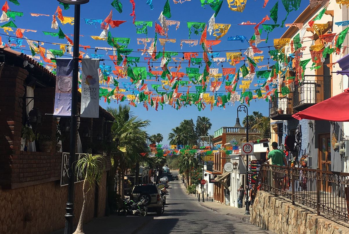These Are The Neighborhoods In Cabo Where Tourists Need To Be Careful ...