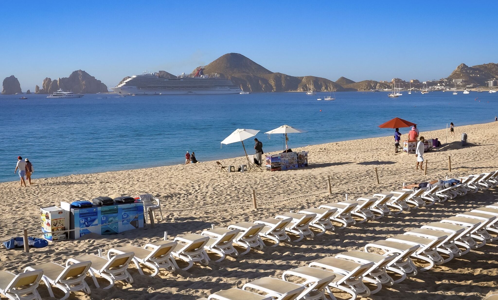 The Cabo Mistake: A First-Timer's Guide to Swimmable (and Unswimmable ...