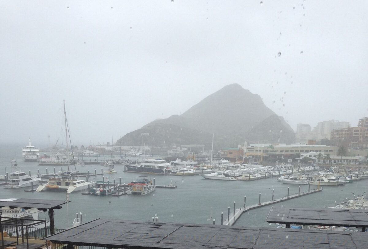 Heavy Rain and Strong Winds Expected In Los Cabos Today As Tropical ...