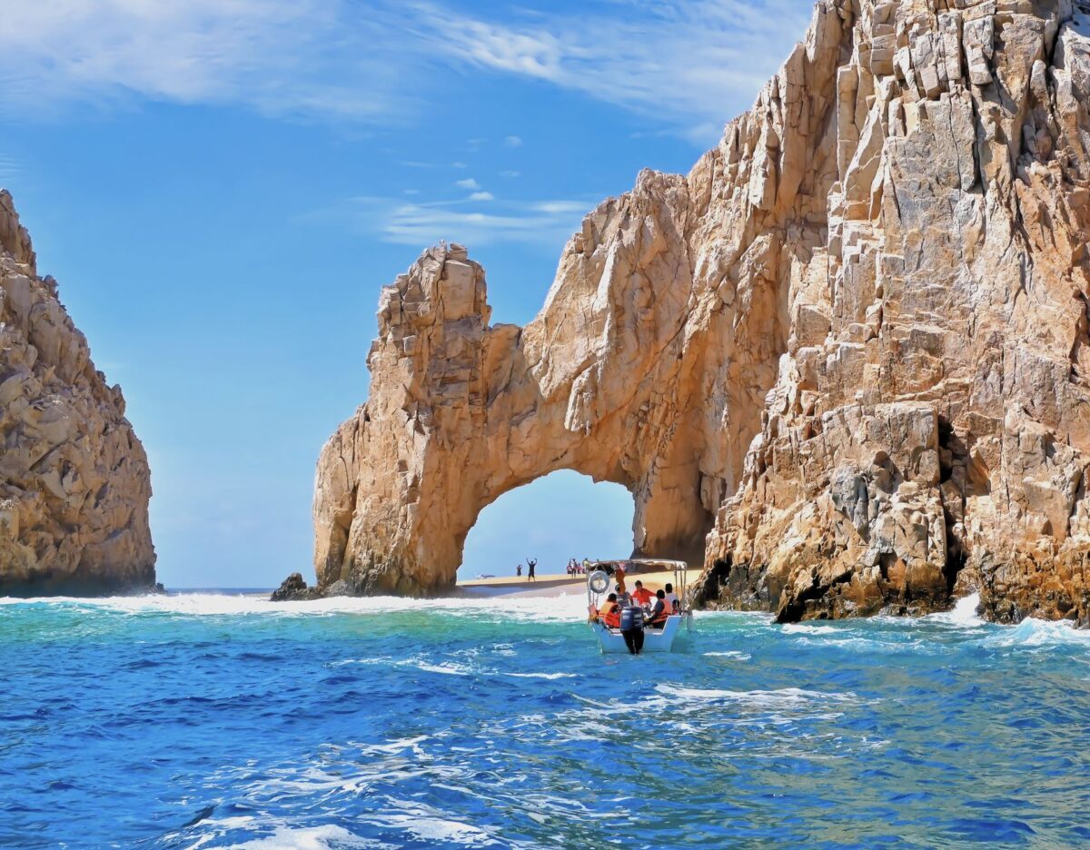 Why Swimming At The Arch Is One Of The Safest Tours You Can Take In ...