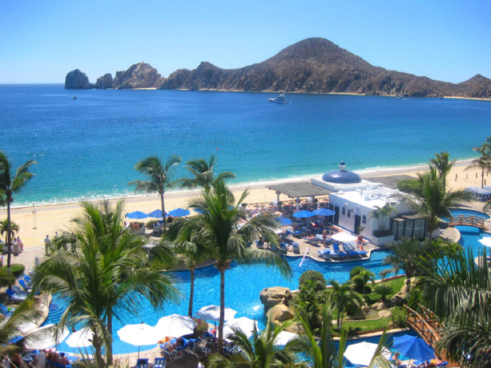 These 3 Airlines Have the Cheapest Flights to Los Cabos. Here’s Where ...