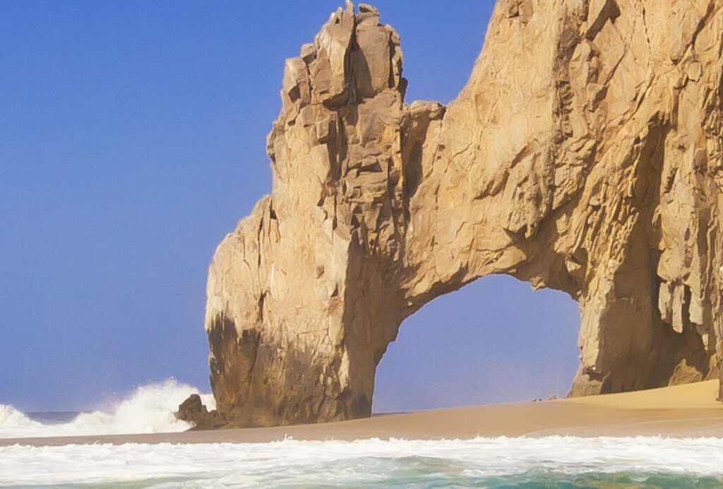 Beach Appears For The First Time In Years Under Famous Los Cabo Arch ...