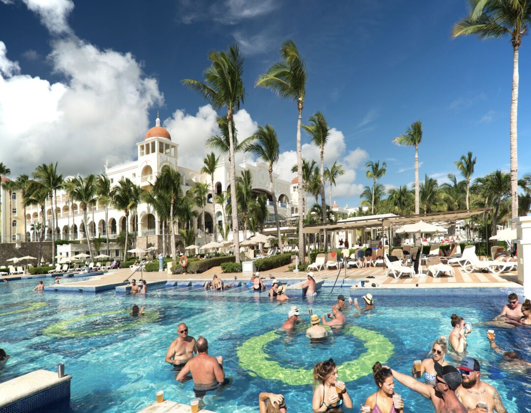 Is It Too Cold To Visit Cabo In January For A Beach Vacation? Here's ...