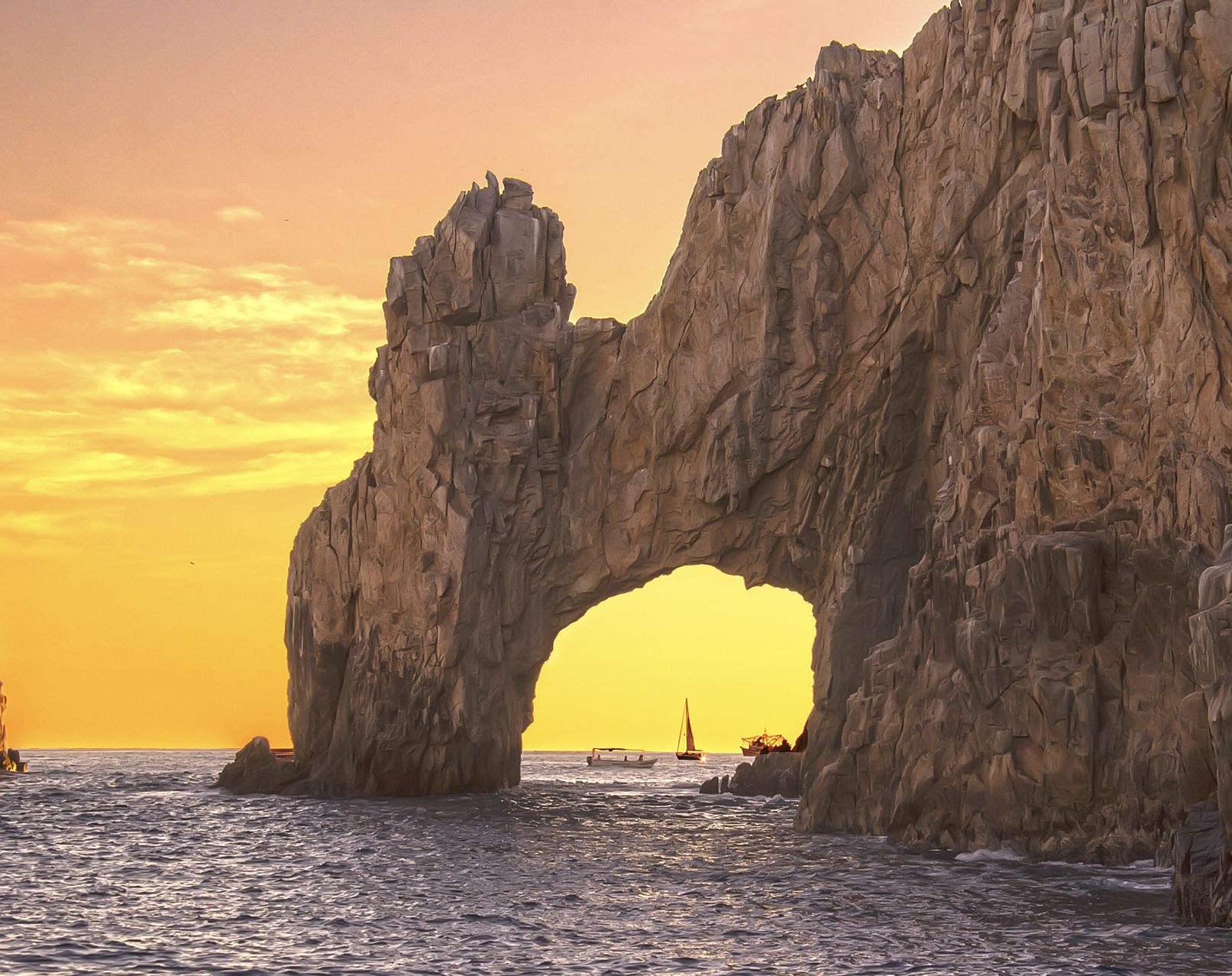These Are 4 Of The Best Sunset Dinner Cruises In Los Cabos For 2026 ...